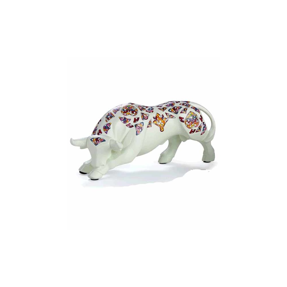 Attacking bull figure, Sirenes model from Nadal